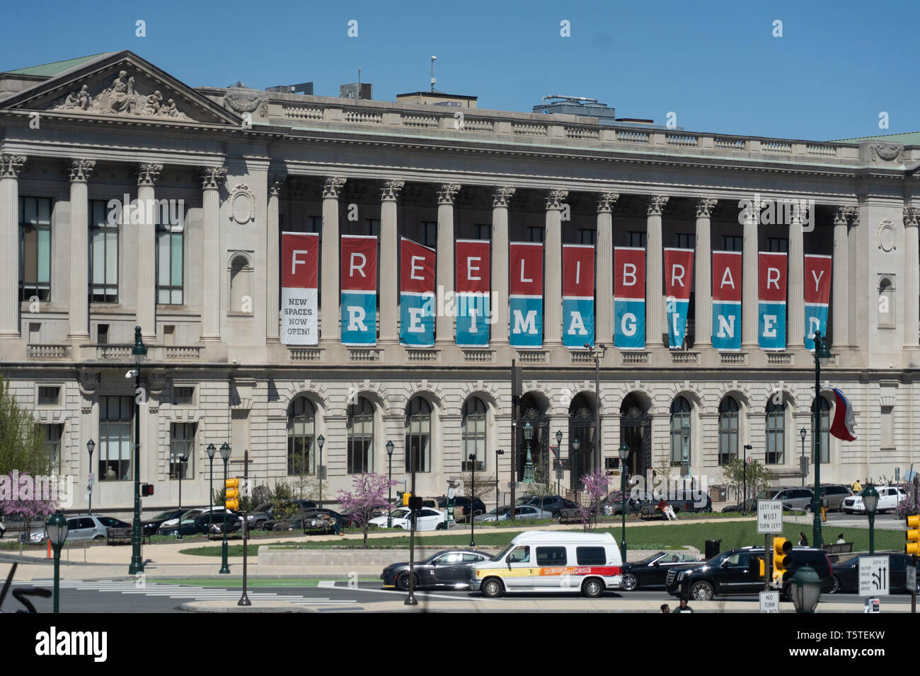 Logan square hi-res stock photography and images - Alamy