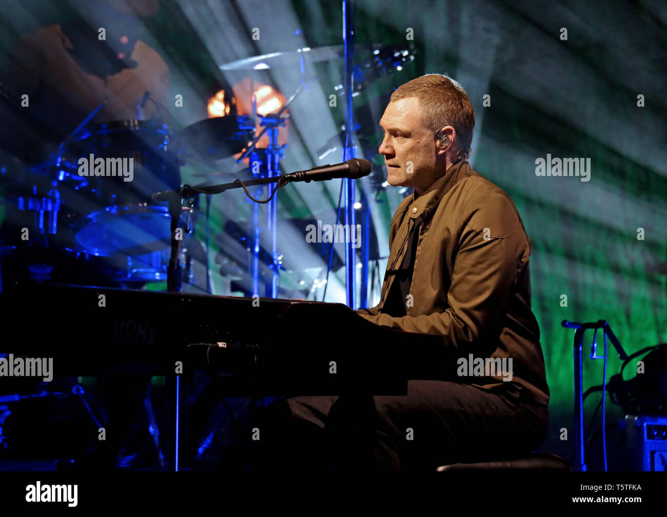David Gray performs at Liverpool Philharmonic Hall Featuring: David ...
