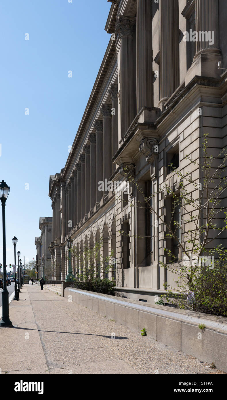 Central library architecture hi-res stock photography and images - Alamy