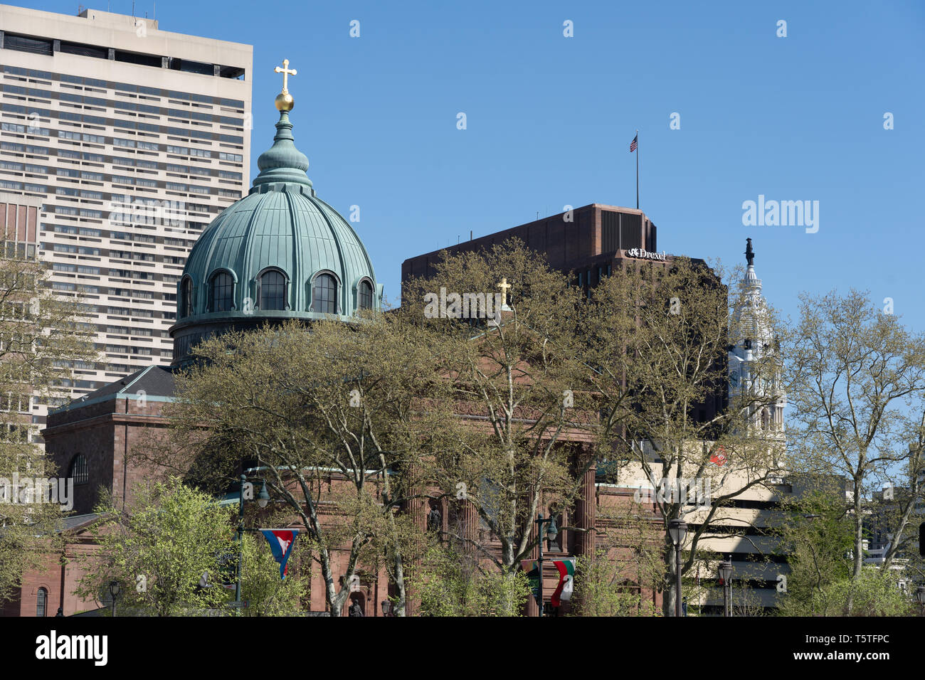 Street church philadelphia hi-res stock photography and images - Alamy