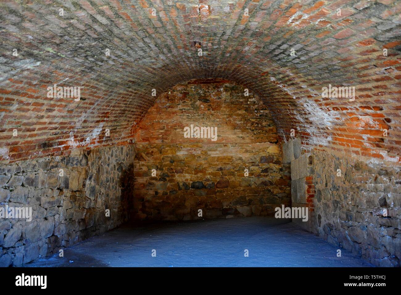 Roman ruins, arch Stock Photo - Alamy
