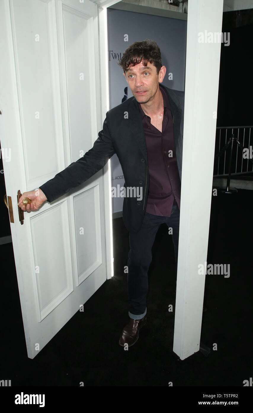 Cbs All Access New Series The Twilight Zone Premiere Featuring James