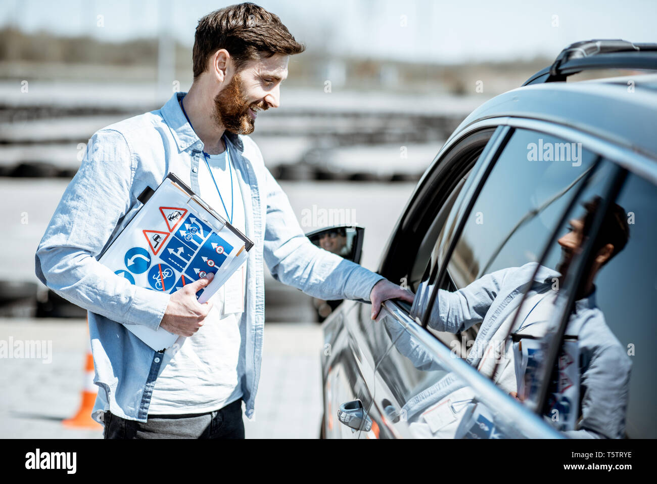 Learner driver and instructor hi-res stock photography and images - Alamy