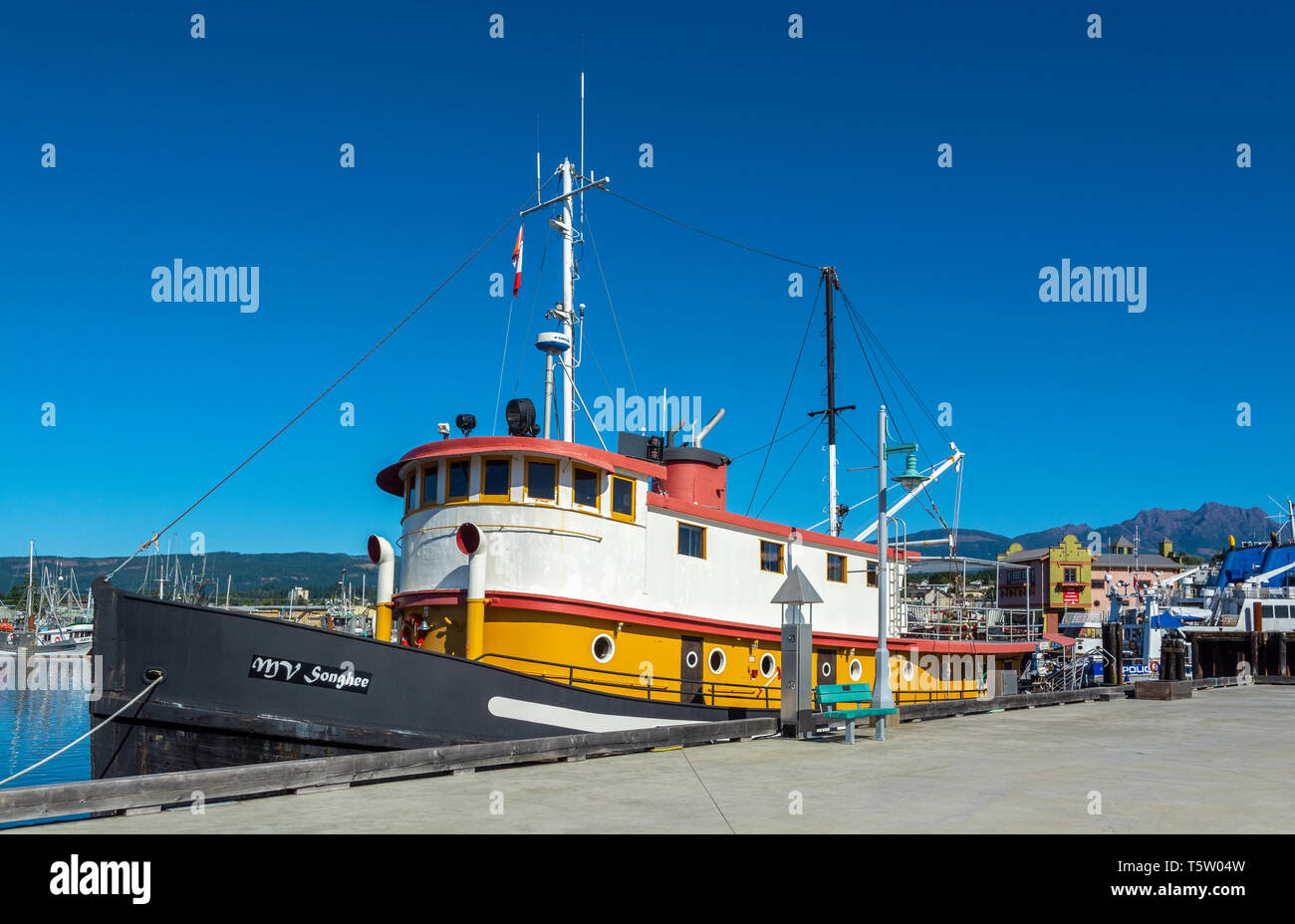 Restored tug boat hi-res stock photography and images - Alamy