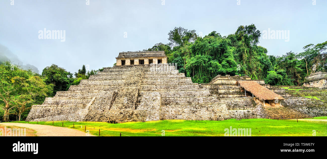 Temple of the Inscriptions at Palenque in Mexico Stock Photo - Alamy