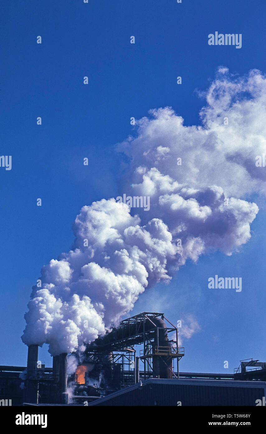 Electrical power plant hi-res stock photography and images - Alamy