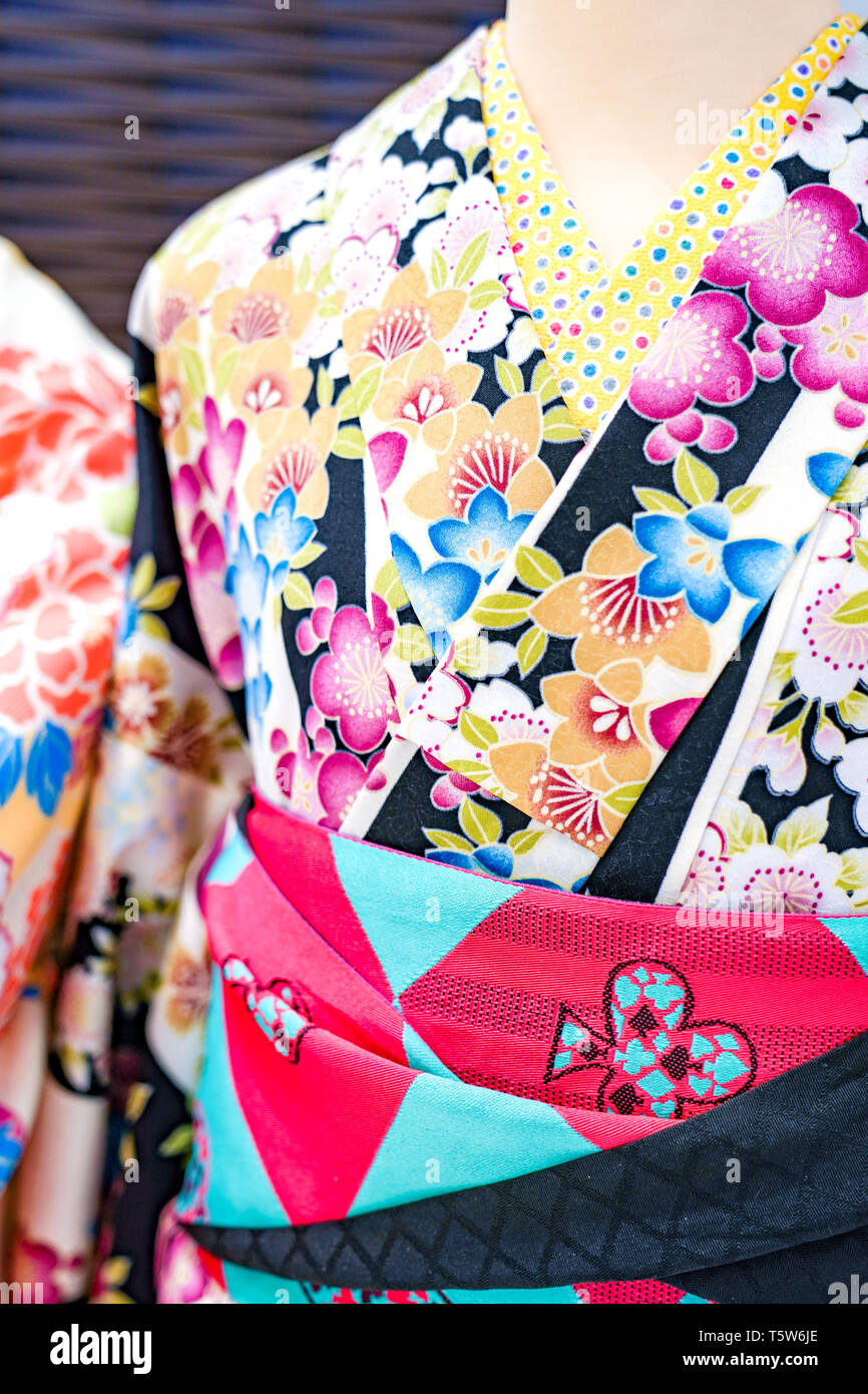 Red yukata hi-res stock photography and images - Alamy