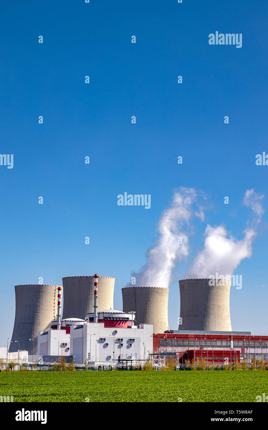 Jaderna elektrarna temelin hi-res stock photography and images - Alamy
