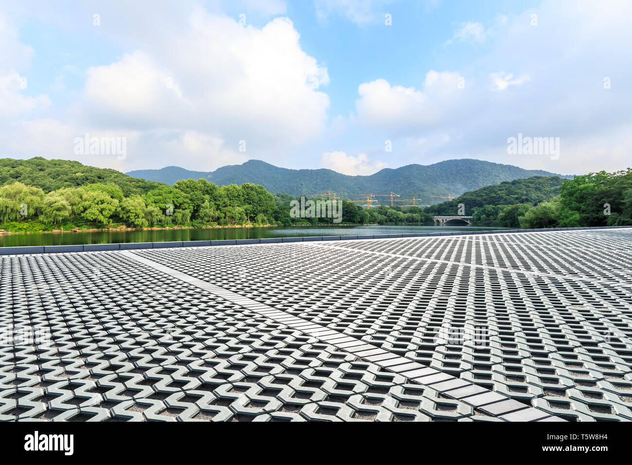 Rough mountain path hi-res stock photography and images - Alamy