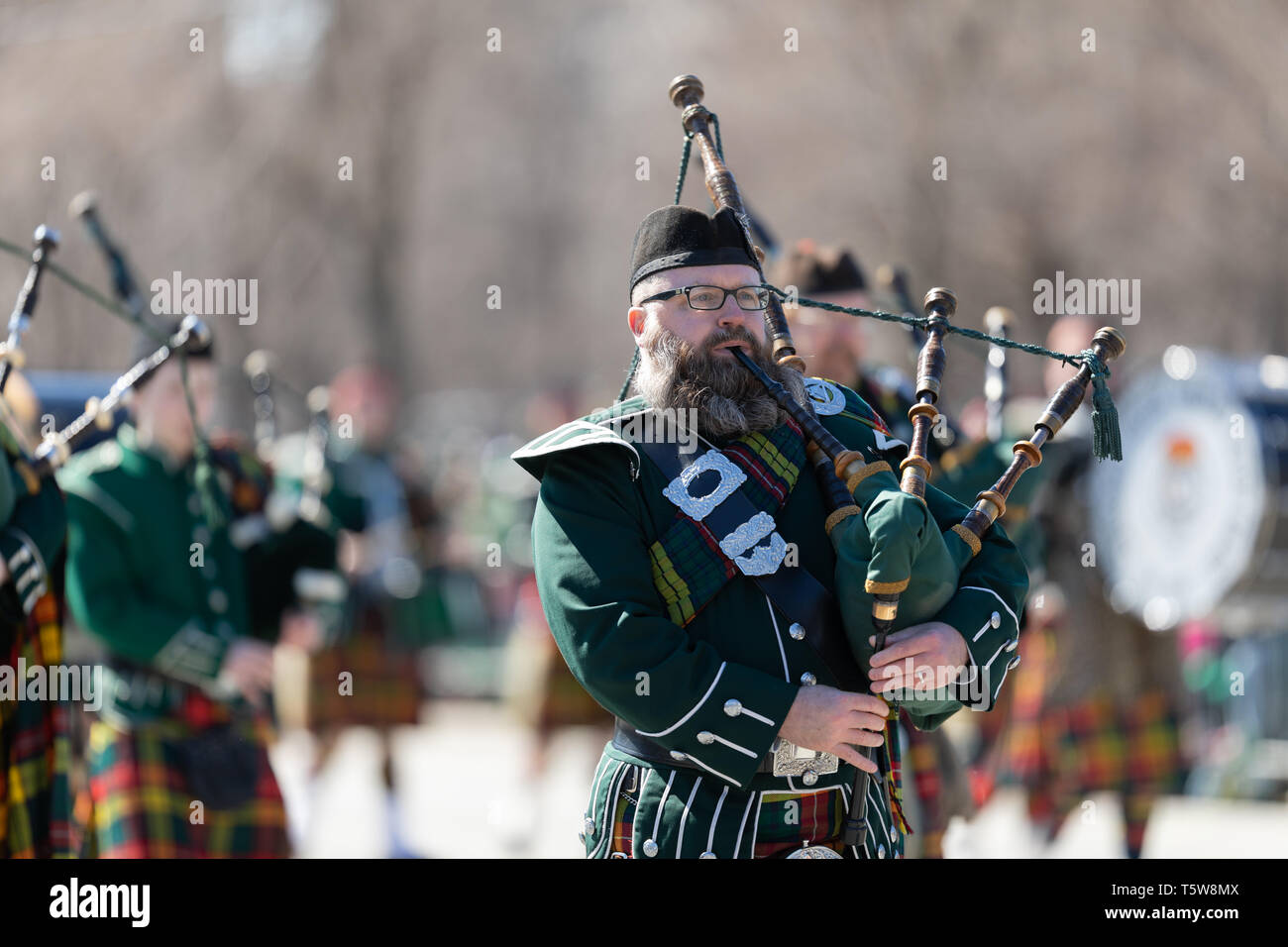 Columbus day parade hi-res stock photography and images - Alamy