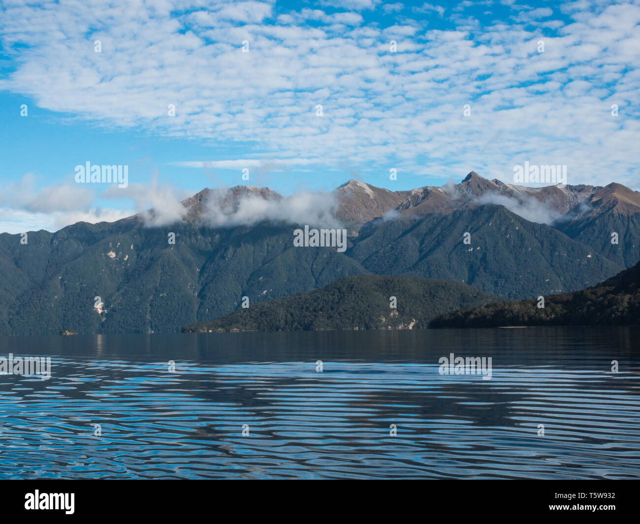Mist on the mountains hi-res stock photography and images - Alamy