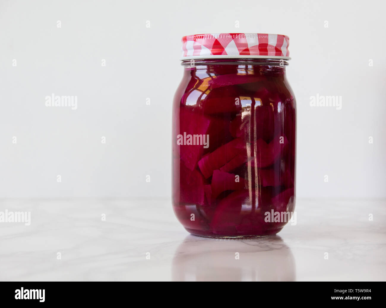 Beetroot pickles hi-res stock photography and images - Alamy