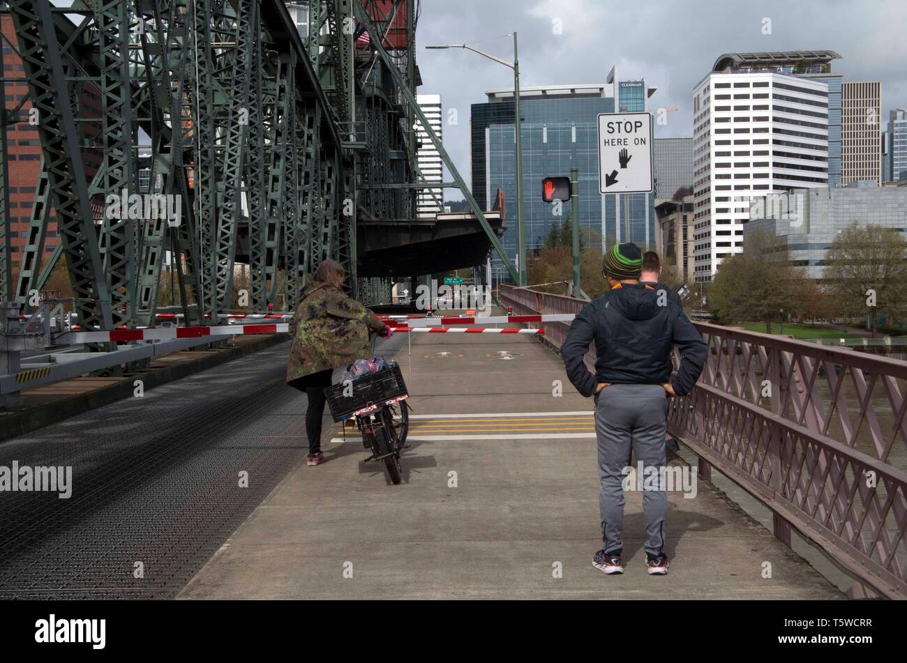 Portland road barrier hi-res stock photography and images - Alamy