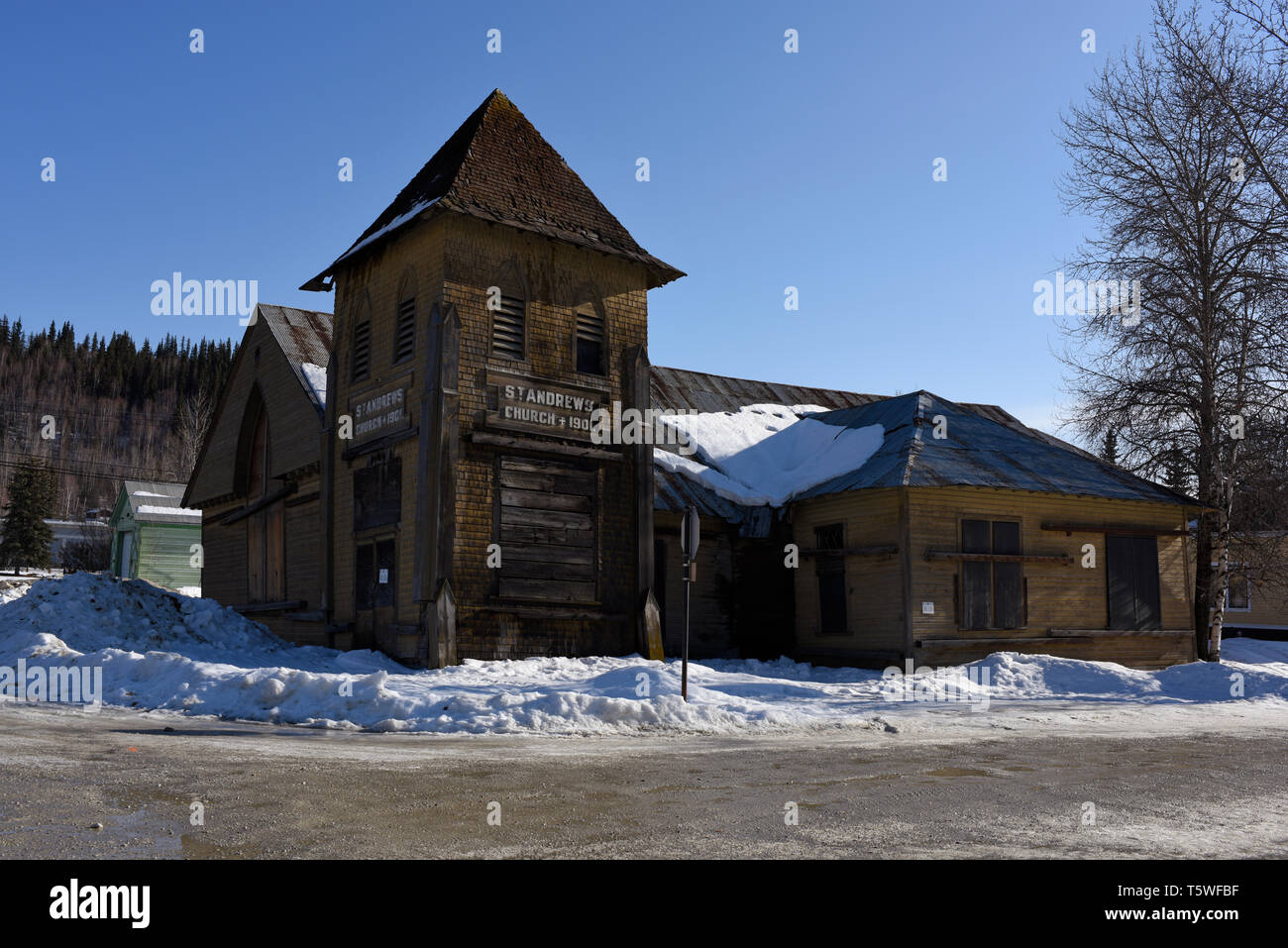 The ruins of St Andrew's Church in the historic gold-mining town of ...