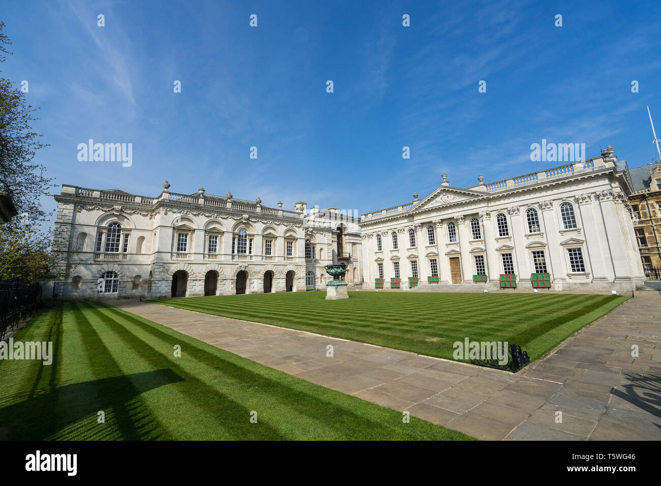 Senate House and Cambridge University The Old Schools Senate House Hill ...