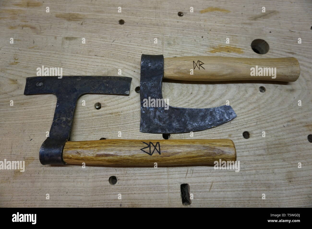 Anglo saxon village reenactment hi-res stock photography and images - Alamy