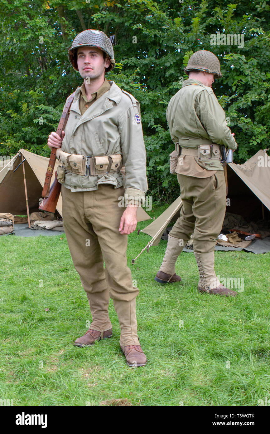 35th division soldier hi-res stock photography and images - Alamy