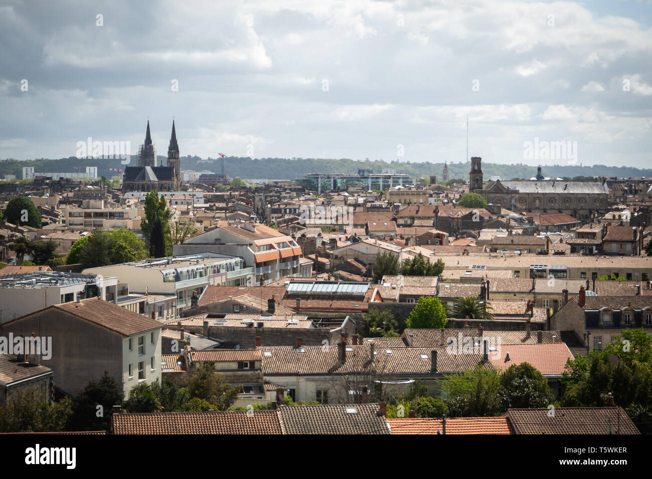 Bordeaux france city aerial hi-res stock photography and images - Alamy