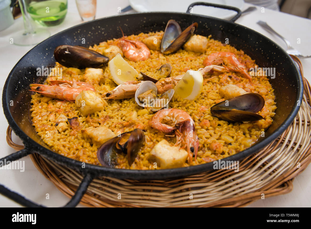 Paella with fish and seafood Stock Photo - Alamy