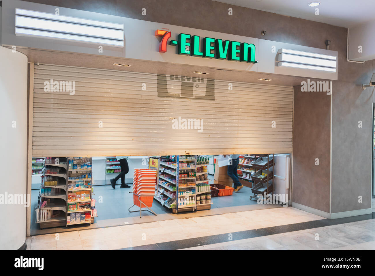 7 Eleven Asia High Resolution Stock Photography and Images - Alamy