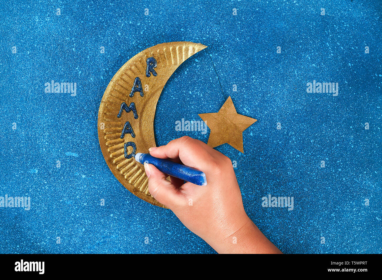 14 Diy Ramadan kareem crescent moon with a star from a disposable ...