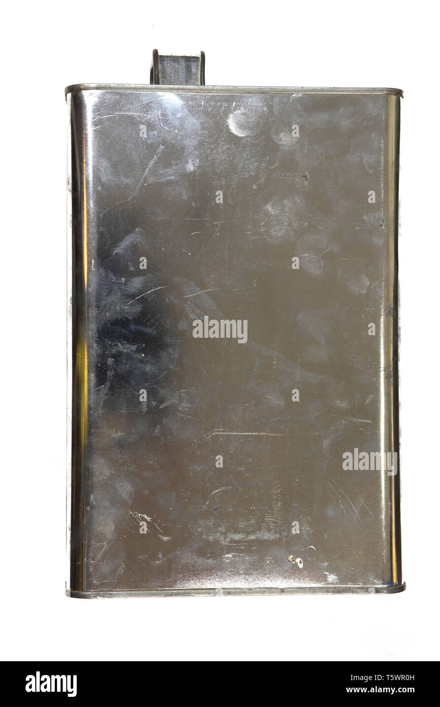 Motor Oil and paint Metal Container, engine oil cans Vintage isolated ...