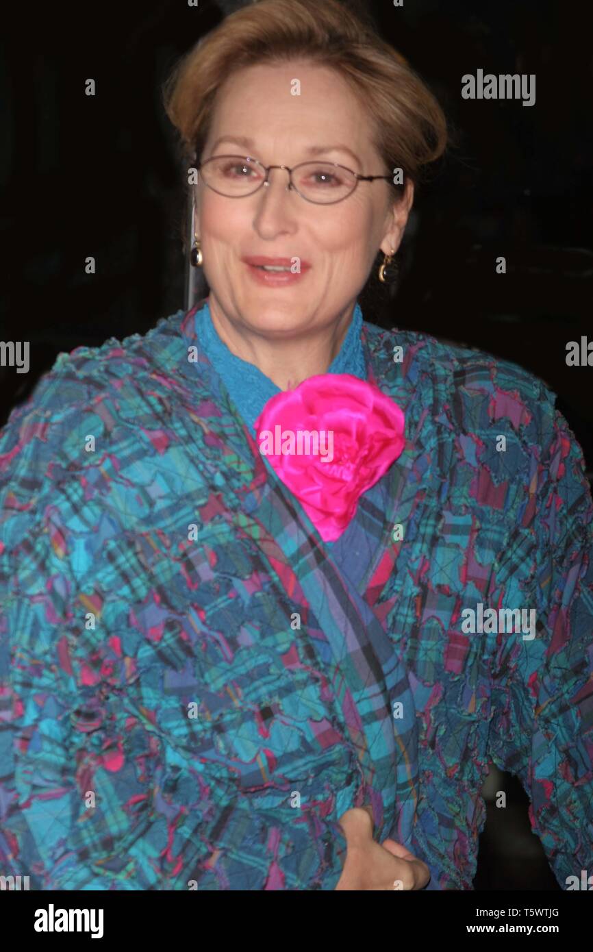 Meryl Streep 2004 Photo By John Barrett/PHOTOlink.net Stock Photo - Alamy