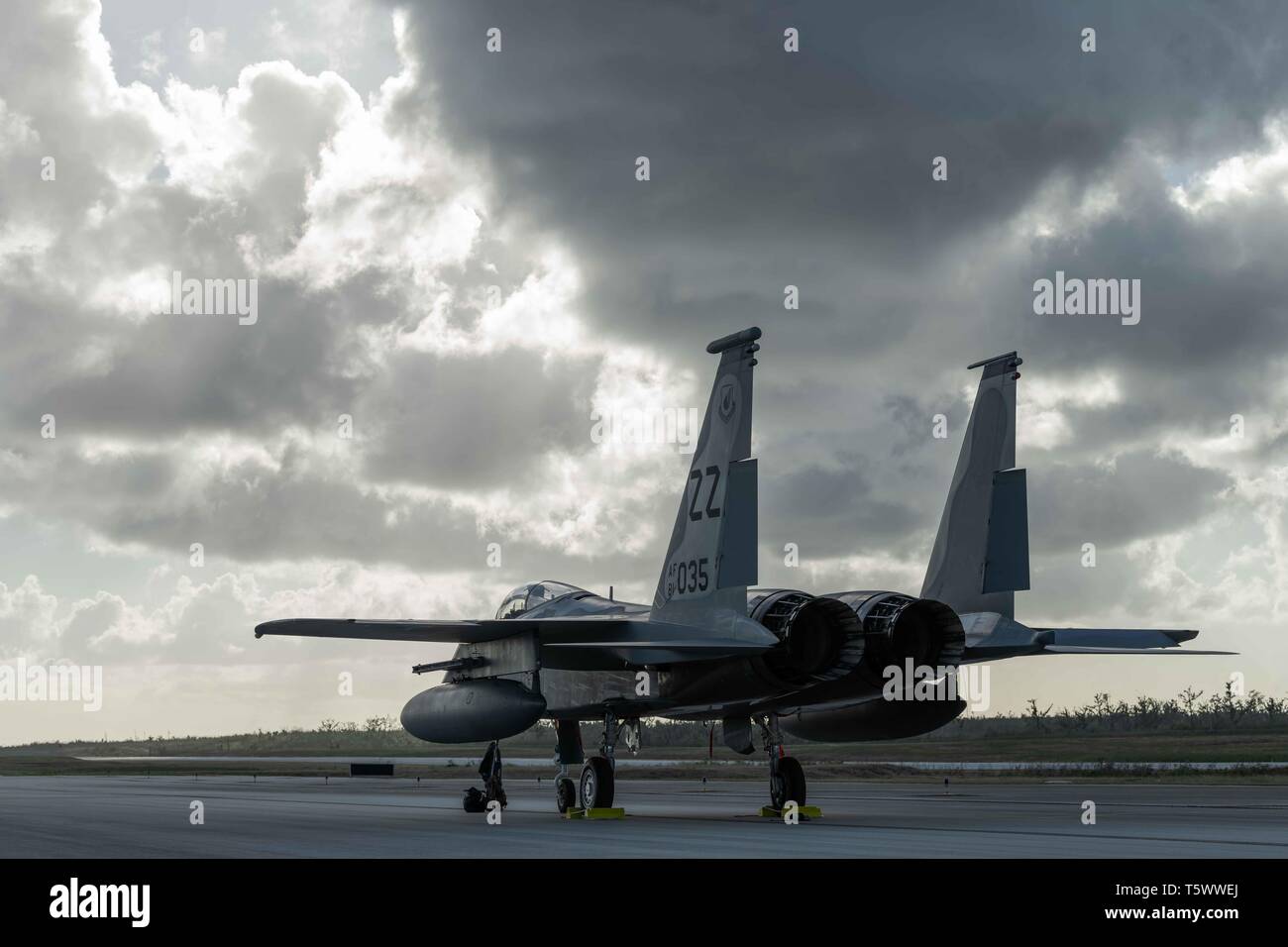 Tinian international airport hi-res stock photography and images - Alamy