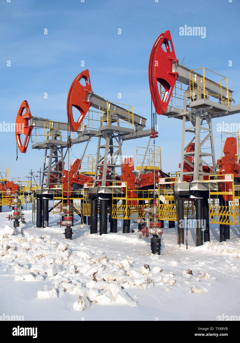 Oil and gas industry. Work of oil pump jack on a oil field. Extraction ...