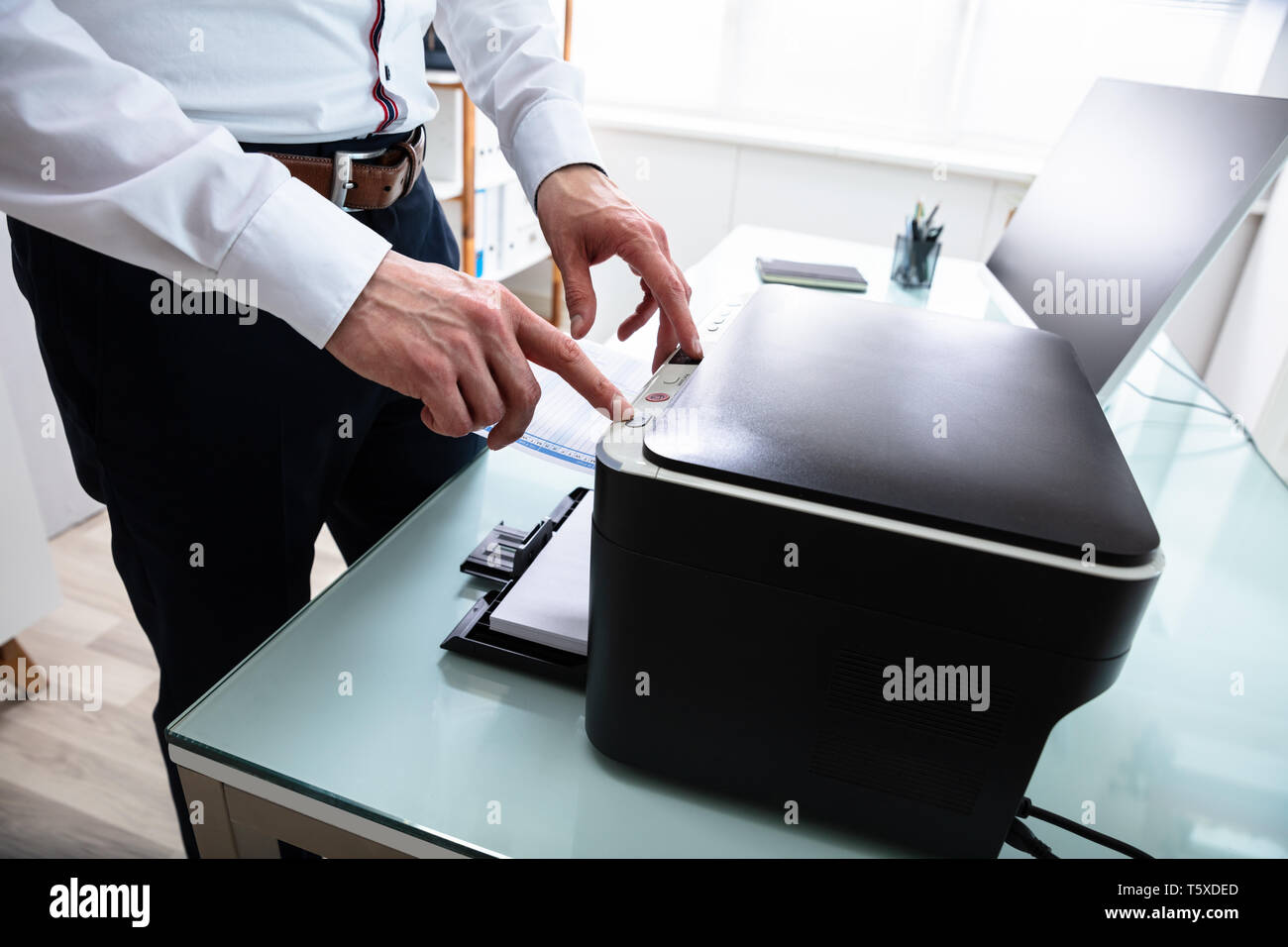 Office equipment printers hi-res stock photography and images - Alamy