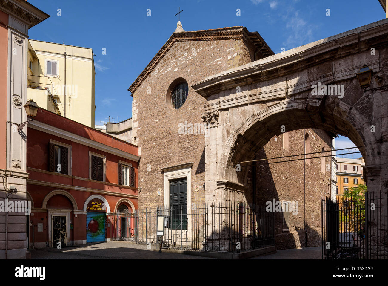 Mura serviane hi-res stock photography and images - Alamy