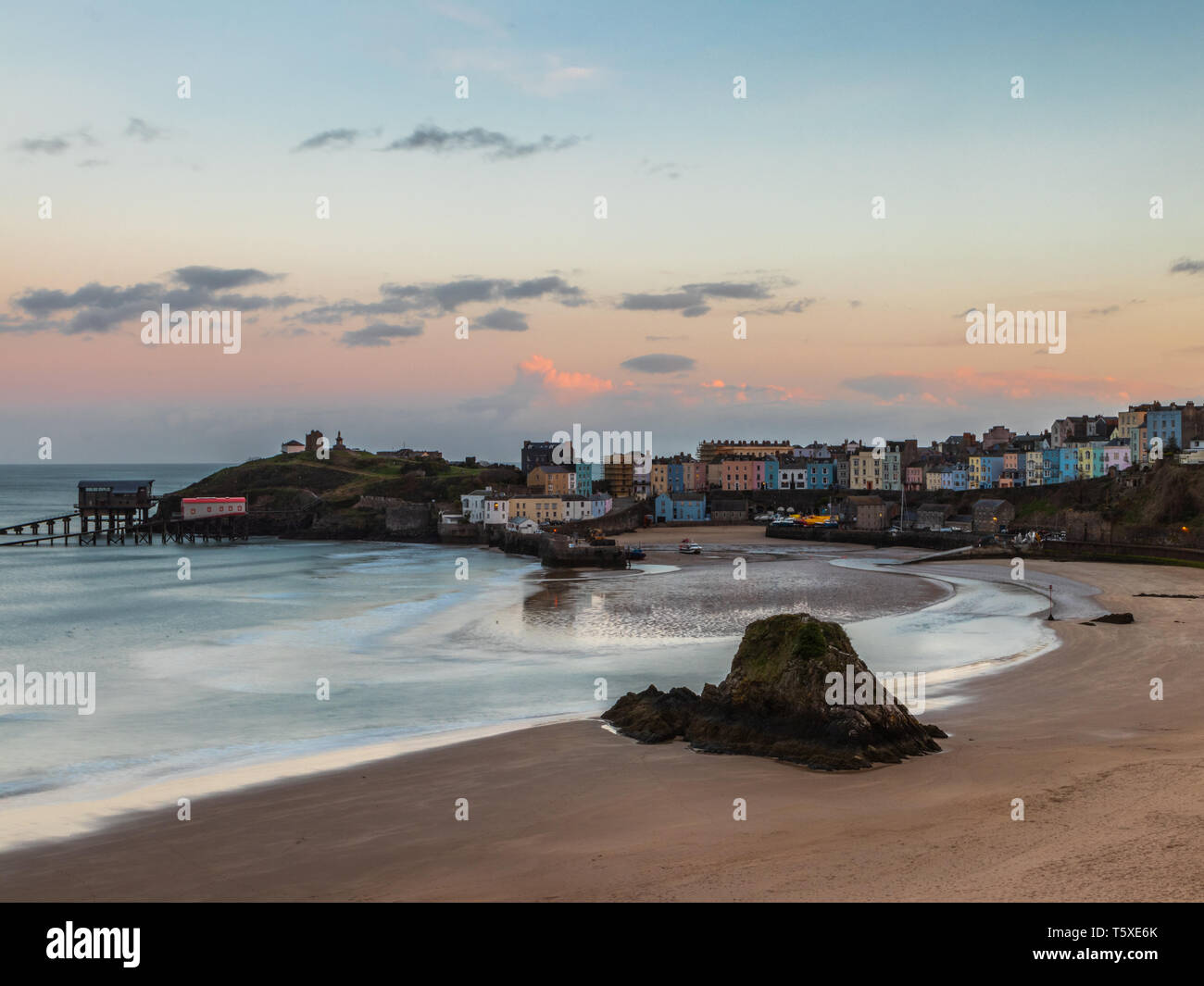 Tenby North Beach, South Wales at sunset Stock Photo - Alamy