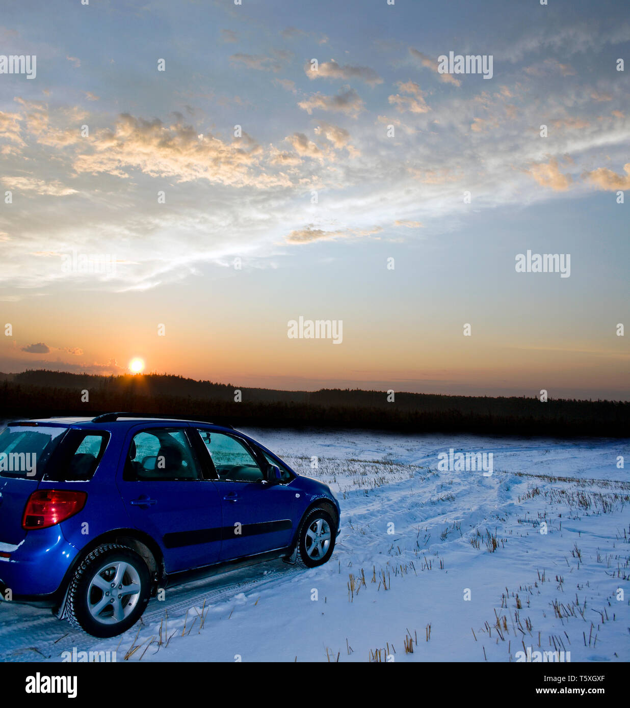 Sunlight on frozen car hi-res stock photography and images - Alamy