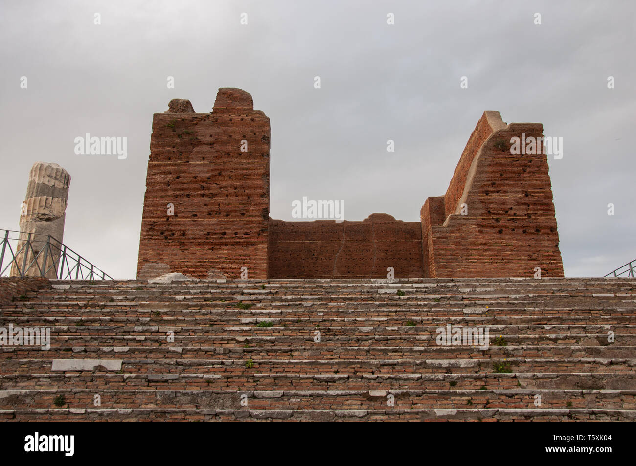 Capitolium (Ostia) Roman temple Stock Photo - Alamy