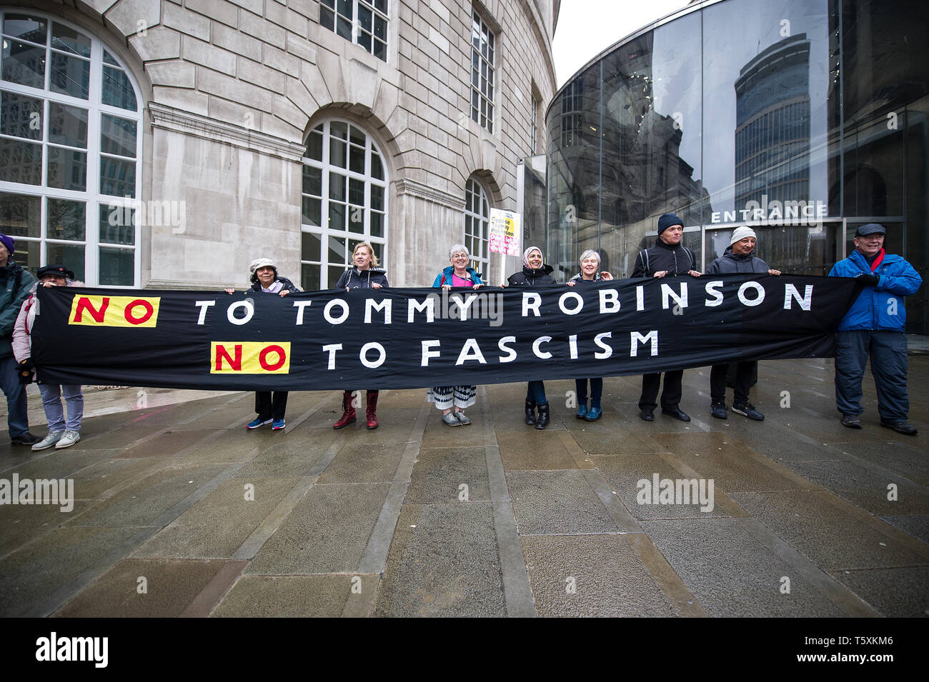 Anti fascist protesters hi-res stock photography and images - Alamy
