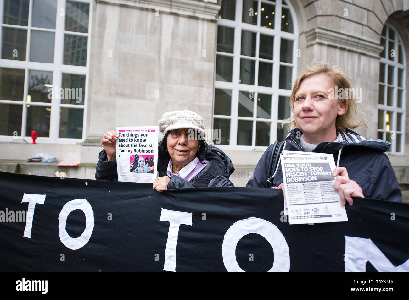 Anti fascist protesters hi-res stock photography and images - Alamy