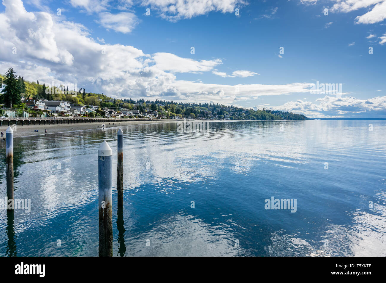 A view of the boardwalk at Redondo Beach, Washington. The tide is low ...