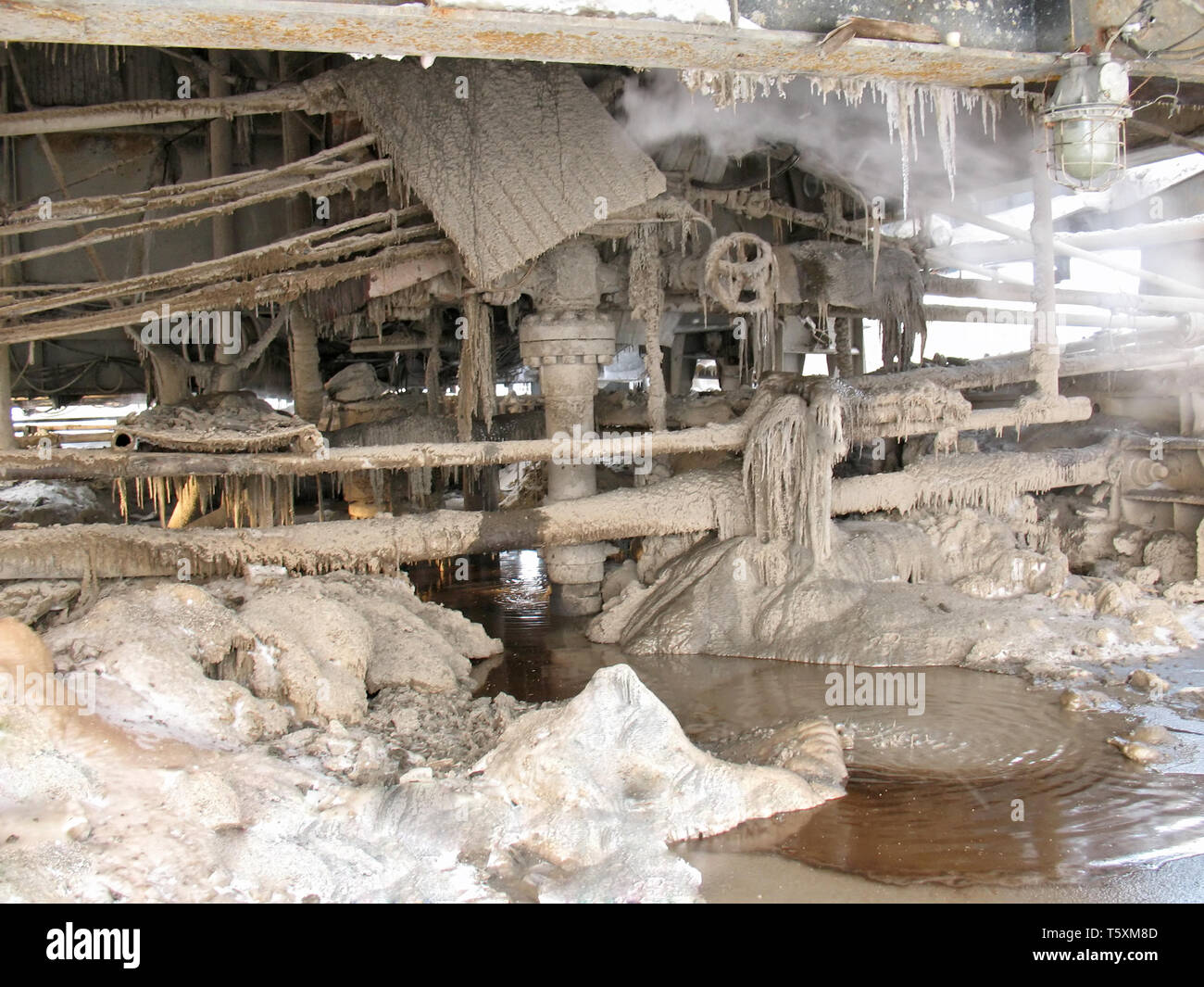 Accident in oil industry. Mistake in control of oil rig Stock Photo - Alamy