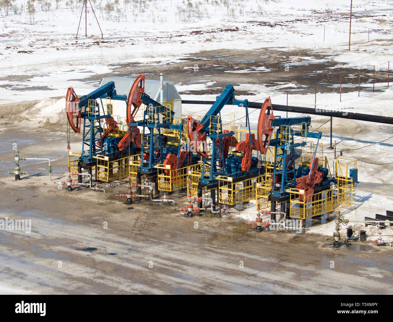Oil pumps in West Siberia. Oil industry equipment Stock Photo - Alamy