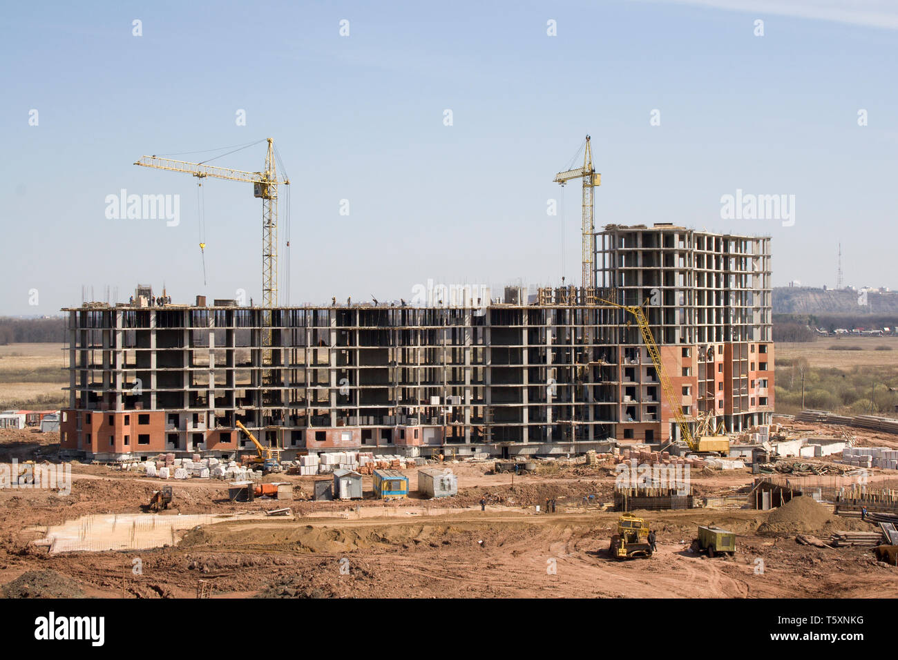 Construction of a residential building Stock Photo - Alamy