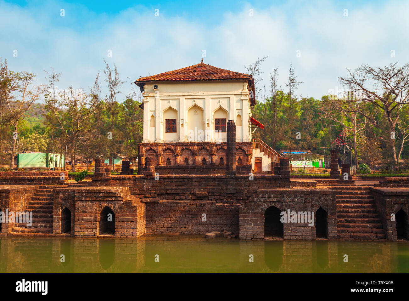 Safa Shahouri Masjid is a mosque located at Ponda city in Goa state of ...