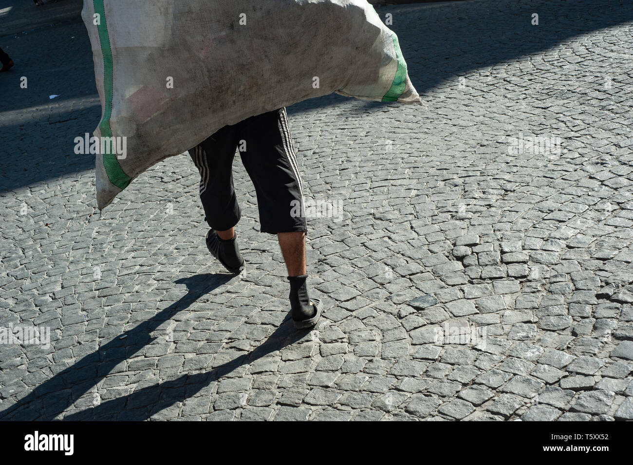 Collecting rubbish to recycle in Istanbul, Turkey Stock Photo - Alamy