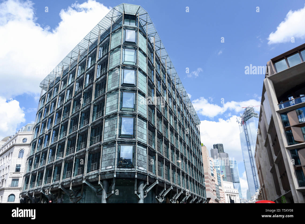 Offices of T. Rowe Price, 60 Queen Victoria St, London, EC4, England, U ...