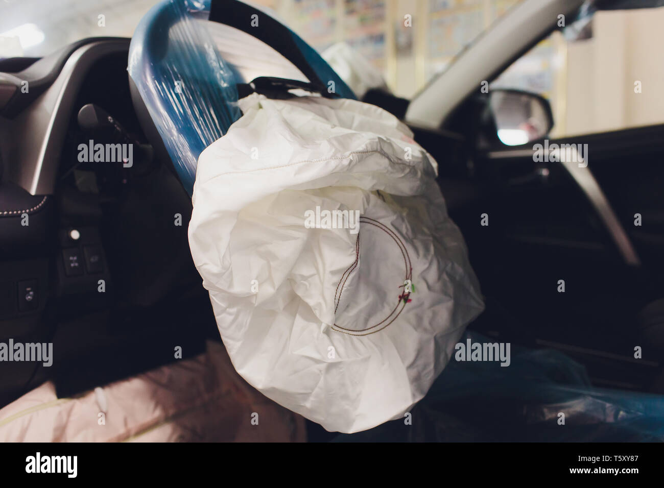 Airbag label hi-res stock photography and images - Alamy