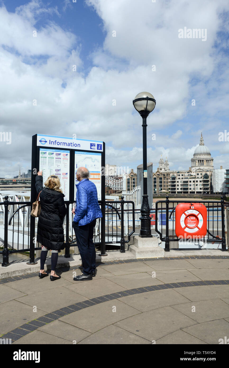 Tfl river service hi-res stock photography and images - Alamy