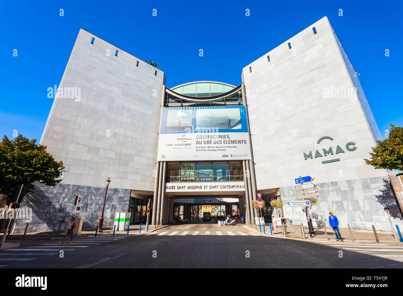 Nice contemporary and modern art museum hi-res stock photography and ...