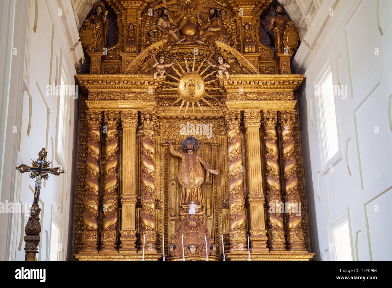 GOA, INDIA - FEBRUARY 28, 2012: Catholic church interior in Old Goa in ...