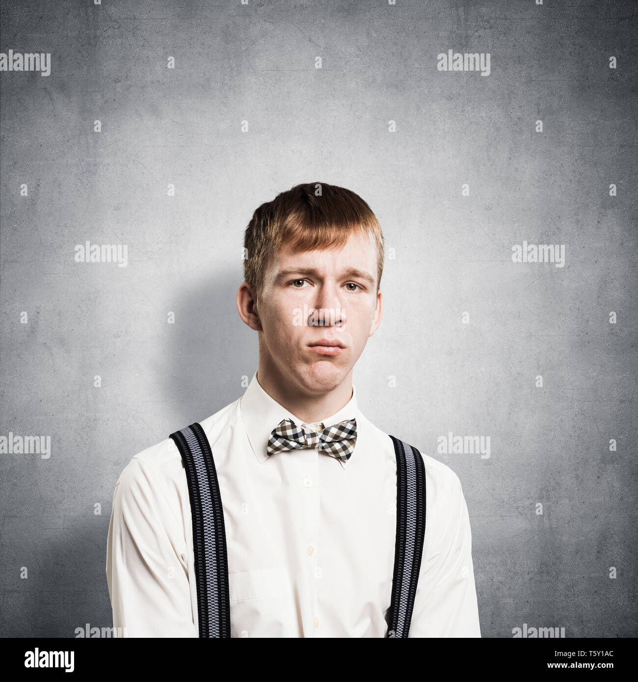 Downtrodden man hi-res stock photography and images - Alamy