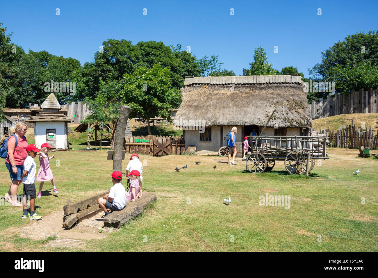 Mountfitchet castle hi-res stock photography and images - Alamy