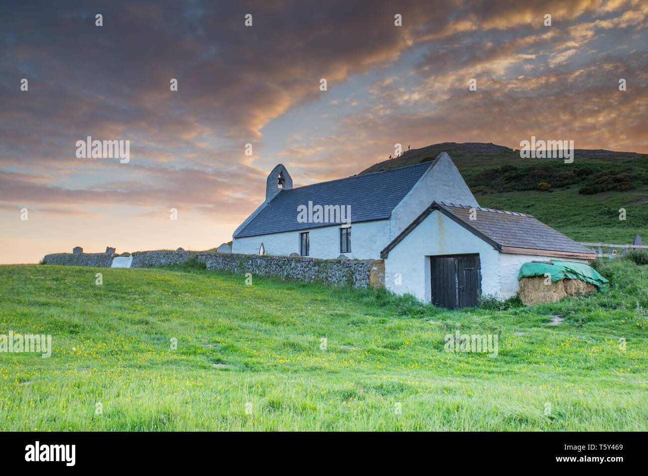 Mwnt chapel hi-res stock photography and images - Alamy